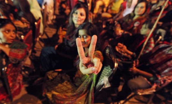 «originar» o «desembocar en», no «desencadenar en» | FundéuRAE