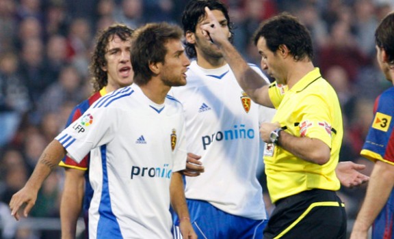 «marcar» no es lo mismo que «señalar» | FundéuRAE