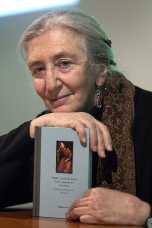 Clara Janés | FundéuRAE