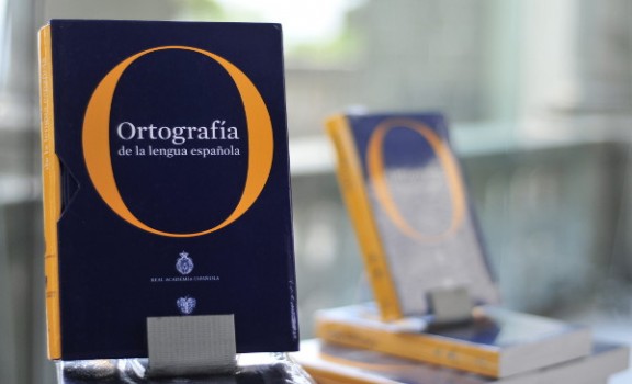 aun cuando | FundéuRAEFundéuRAE