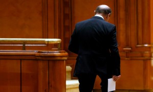 «remover» también es ‘destituir’ | FundéuRAEFundéuRAE