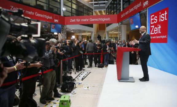 solo se «logra», «alcanza» o «consigue» algo deseado | FundéuRAE