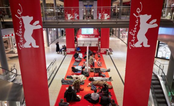 «con tal de», no «por tal de» | FundéuRAEFundéuRAE