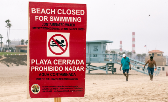 «vedar» significa ‘prohibir’, no ‘reservar’ | FundéuRAE